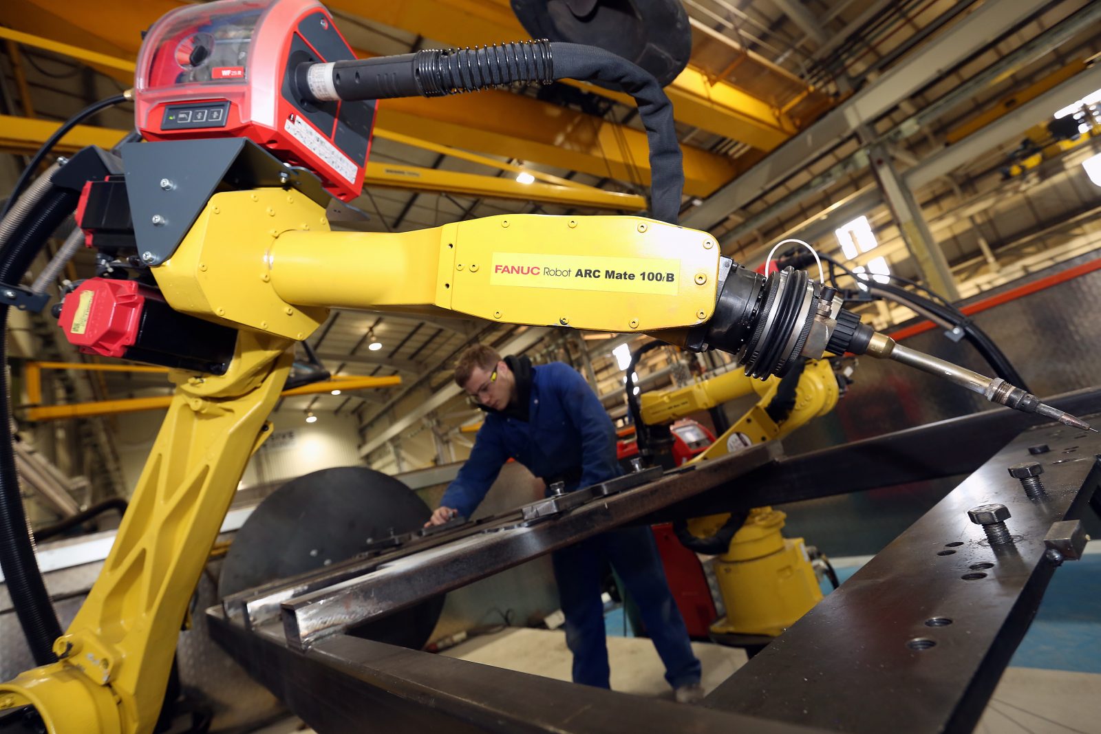 Welding Robot Investment Brings Big Win for Responsive Engineering
